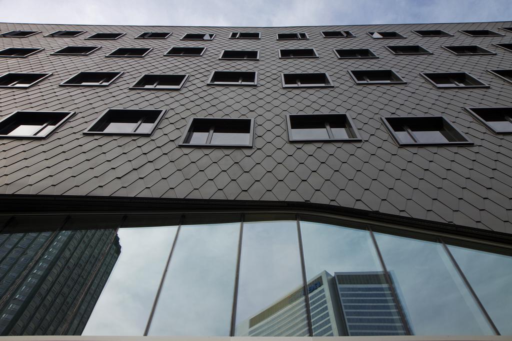 VM Building Solutions Shingle 432mm X 336mm , non aligned joints BIM ...